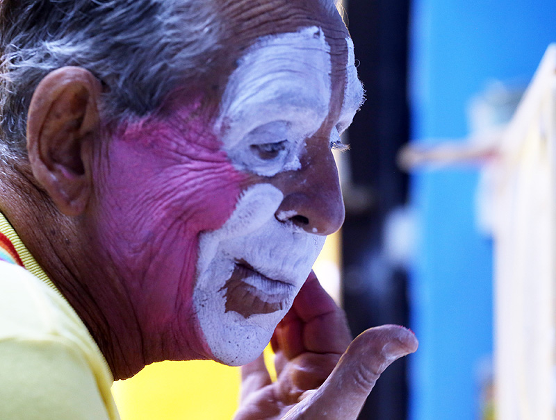 Pirulí asegura que nació payaso