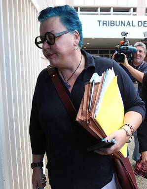 Estupendamente bien las hijas de Ana Cacho, dice abogada