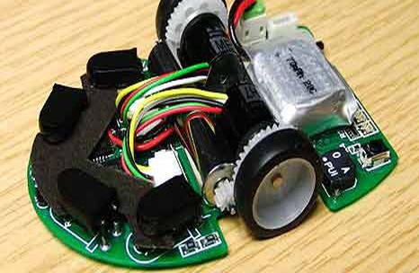 Robot de micro ratón domina laberinto en cinco segundos en competencia ...